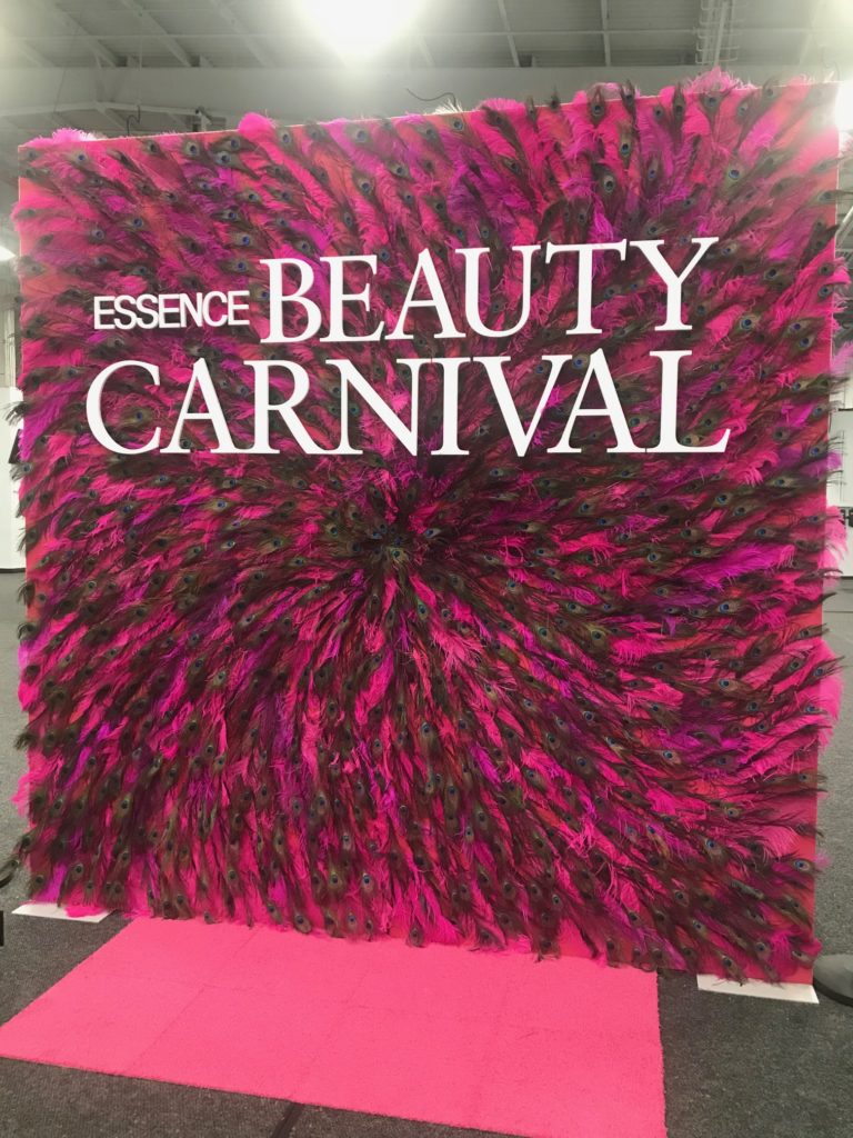 Feather Wall Backdrop – Bruce Thompson